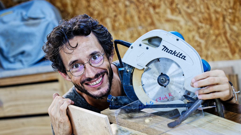 Scie circulaire : 2 astuces simples pour gagner en précision ...